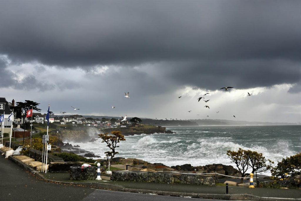 Météo : une tempête automnale pourrait frapper la France cette semaine ...